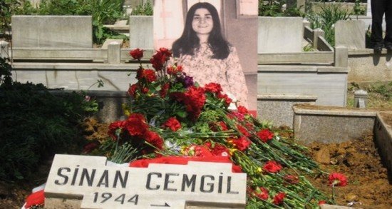 Şirin Cemgil'i Yüzlerce Yoldaşı Uğurladı