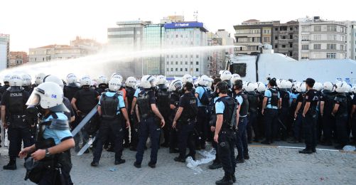 Yapısızlığın Tiranlığı: Halk Meclisleri ve Varoş