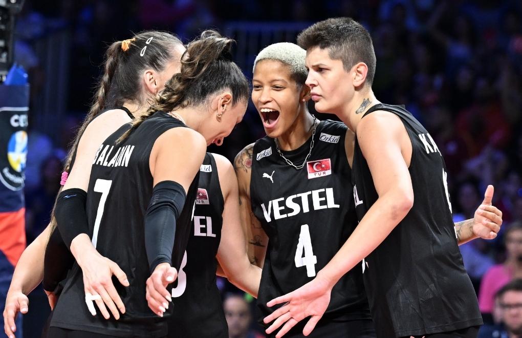 'Ebrar Karakurt is subjected to unacceptable attacks by a vocal minority'