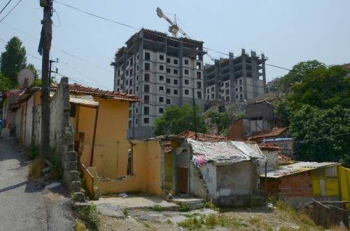 Roman Mahallesi Çözüm Yolu Arıyor